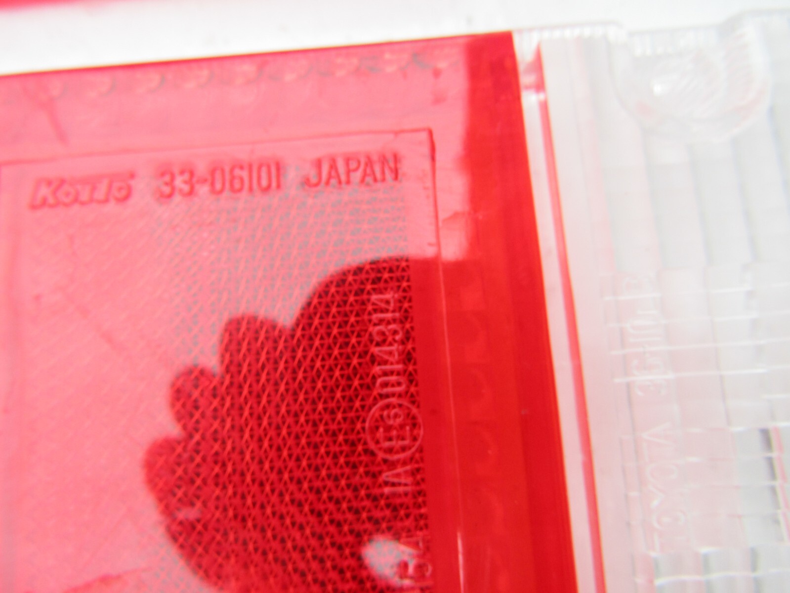 Hino Dutro XZU620T Tail Light Lens Pair LH RH Koito 33-06101 used ...