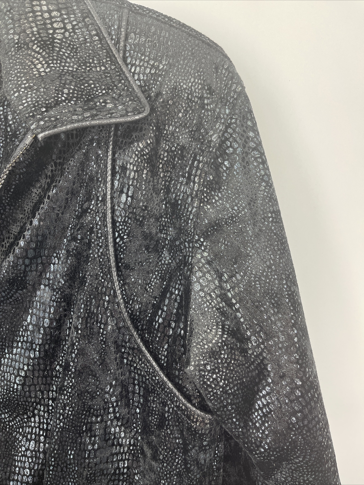 Christine Phillipe 80s Black Shiny Snake Print Elasti… - Gem