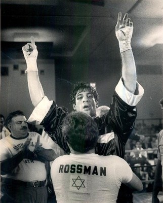 MIKE ROSSMAN 8X10 PHOTO BOXING PICTURE IN VICTORY | eBay