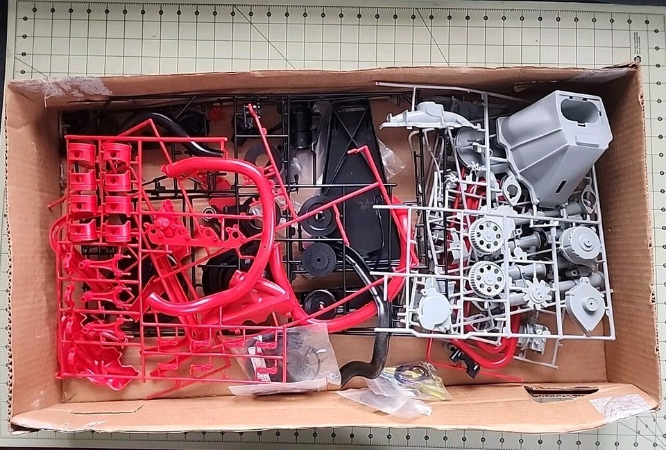 1987 REVELL VISIBLE 2.3 LITRE TURBO MODEL ENGINE 1:3 SCALE | eBay