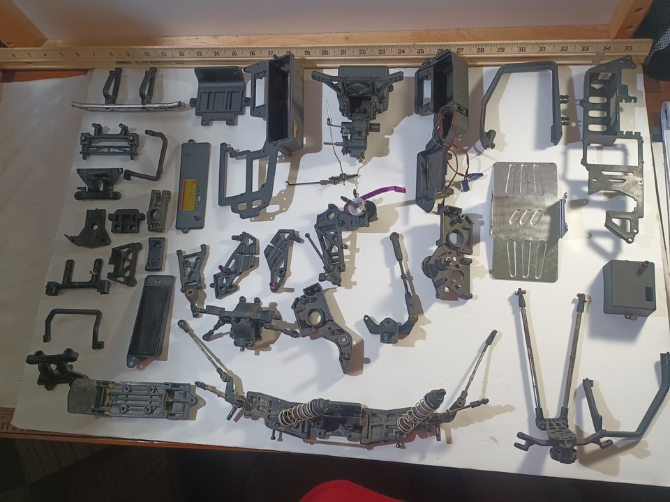 RC Lot Of 34 Pieces Mix RC Replacement Parts Pre-owned Random Hobby ...