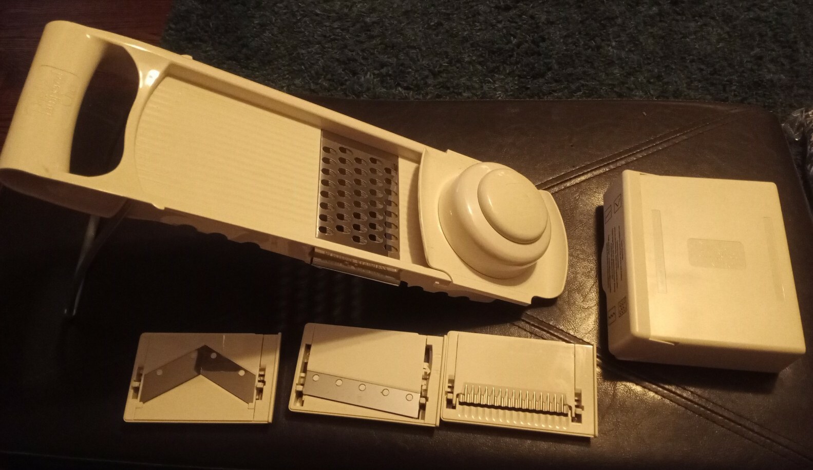 The Pampered Chef Ultimate Mandoline Complete with 4 Blades. Slicer ...