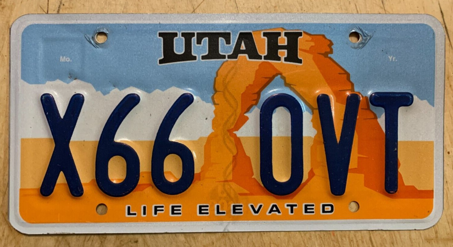 UTAH GRAPHIC ARCH PASSENGER AUTO LICENSE PLATE " X 66 OVT " UT LIFE ...