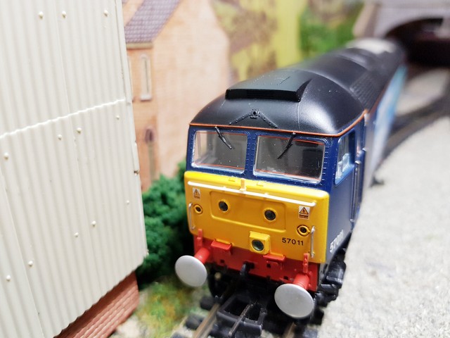 Bachmann 32-754 Class 57 DRS Livery LOCO 57011 MINT for sale online | eBay