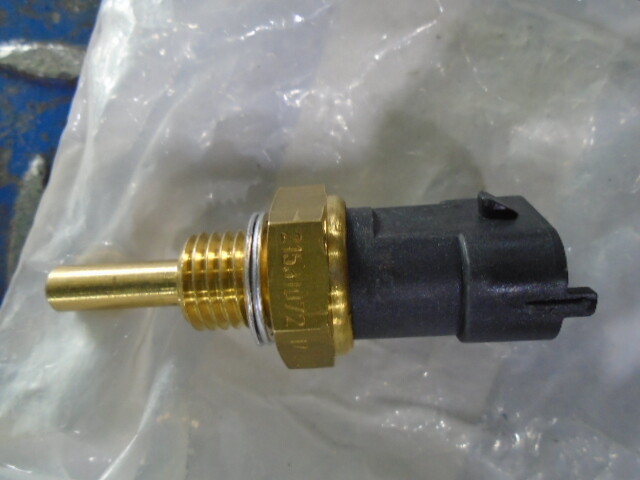 OEM Volvo D13 Oil Temp Sensor 21531072 for sale online | eBay