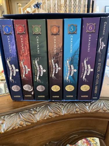 The School For Good and Evil: 6-Book Box Set + Bonus “The Ever Never ...