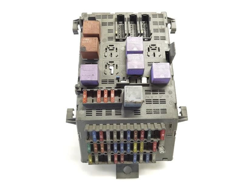 8200043240A scatola porta fusibili RENAULT LAGUNA B56 1.9 DTI RT ...