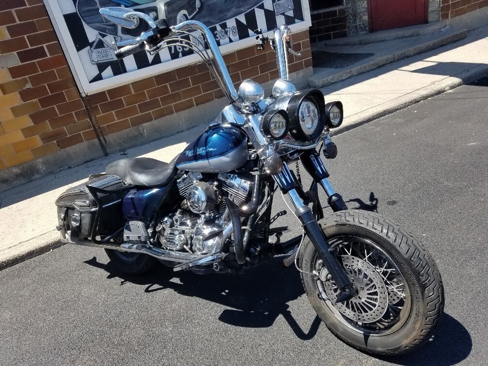 CUSTOM ENGINE GUARD HIGHWAY CRASH BAR HARLEY TOURING ROAD KING ULTRA 1. ...