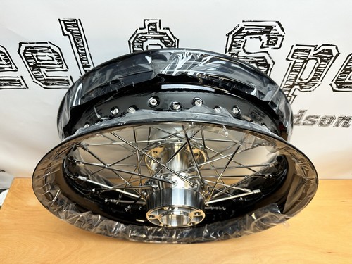 Genuine Harley-Davidson Dyna REAR WHEEL 17x4.5 Black Chrome Spokes ...