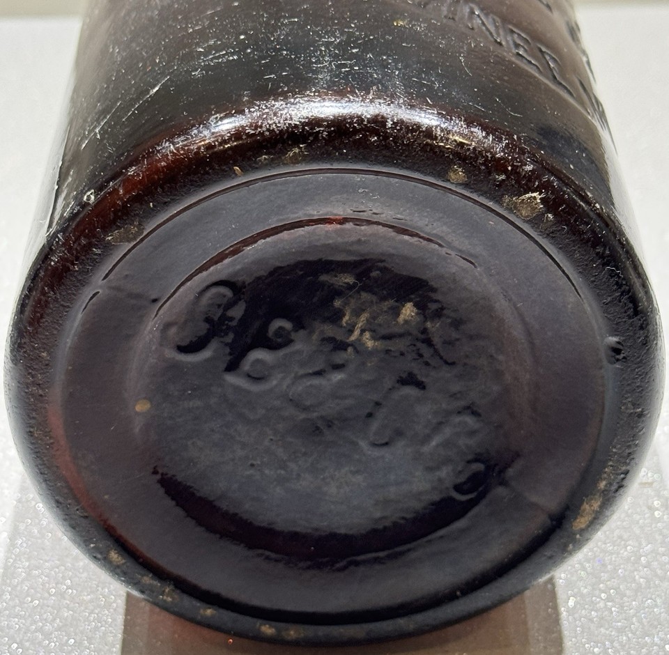 MENOMINEE RIVER BREWING CO MENOMINEE MICH Super Amber Color Very Dark ...