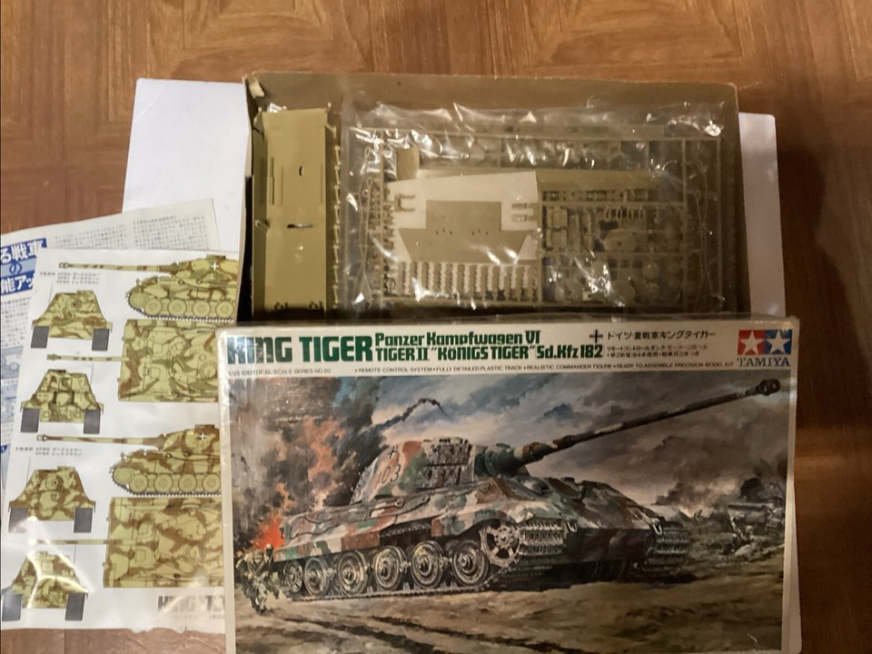 Tamiya King Tiger Panzer Kampfwagen VI Tiger II Konigs Tiger 1/35mm-157 ...