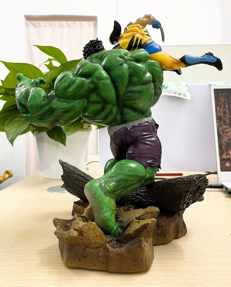 Hulk vs Wolverine Statue 1:6 Marvel Avengers 14" PVC Combat Maquette ...