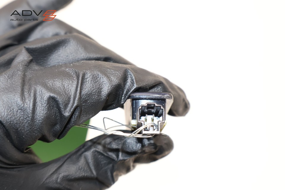 2017 - 2025 AUDI A4 ALLROAD TRUNK LUGGAGE RIGHT SIDE COURTESY LIGHT ...