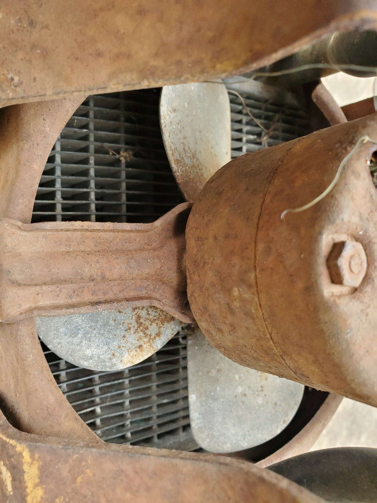 1940s 1950s Goodyear Heater Round Accessory Water Cholo Lowrider Hot ...