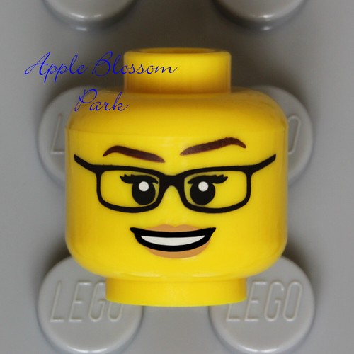 NEW Lego Female Girl MINIFIG HEAD w/Black Rim Eye Glasses & Pink Lips ...