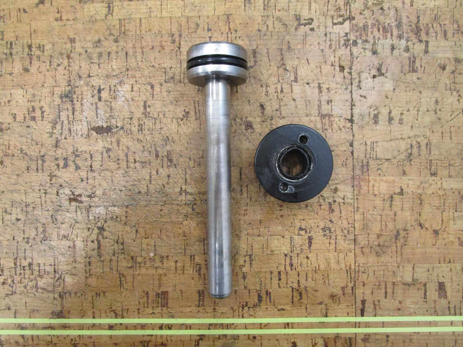 *OEM* 0800 Mercury Quicksilver Piston & End Cap 8M013001 8M0143003 | eBay