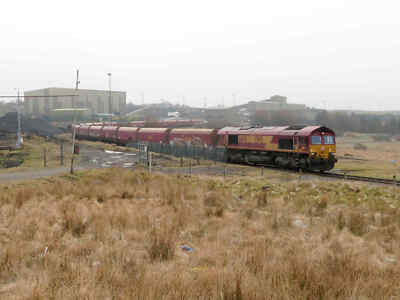 Photo 12x8 Coal train at Cwmbargoed Class 66 locomotive No. 66143 ...