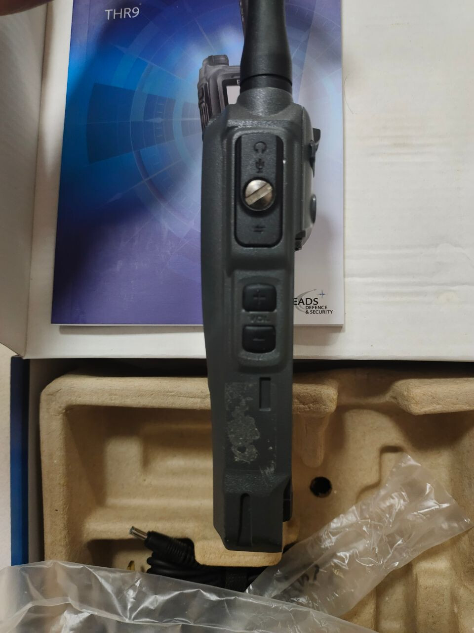 EADS Airbus Cassidian THR9 Tetra 350-390M Portable Radio | eBay