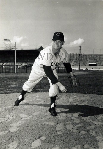 Vintage Photo 26 - Cincinnati Reds - Art Fowler | eBay