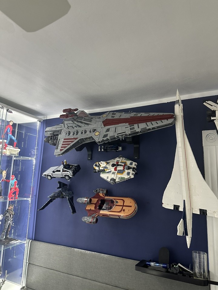 Wall Mount Display for Lego Star Wars UCS Venator | eBay