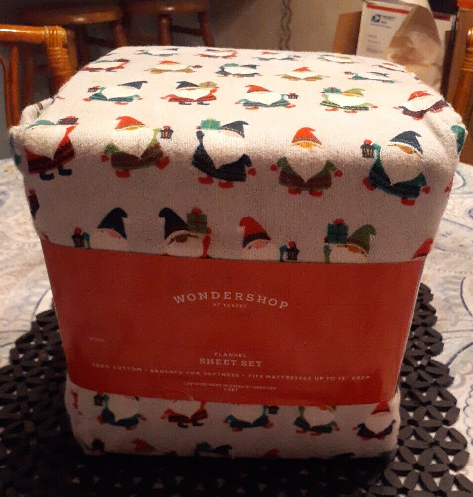 Full Holiday Patterned Flannel Sheet Set Gnomes - Wondershop ...