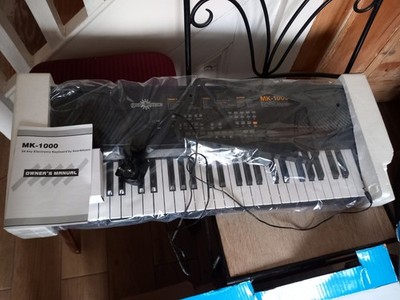 Gear4music MK 1000 Portable Electronic Keyboard 54-Key Black Used Good ...