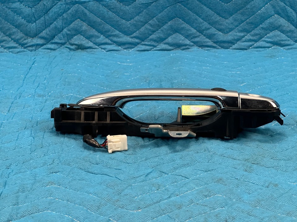 Lexus LS430 Front Passenger's Door Outside Handle Silver:1F2 2004 2005 ...