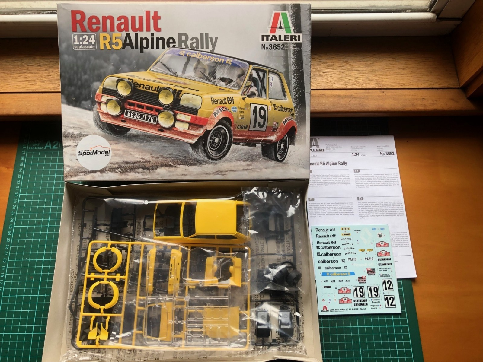 Italeri 1/24 Renault R5 Alpine Rally plastic model kit #3652 | eBay ...