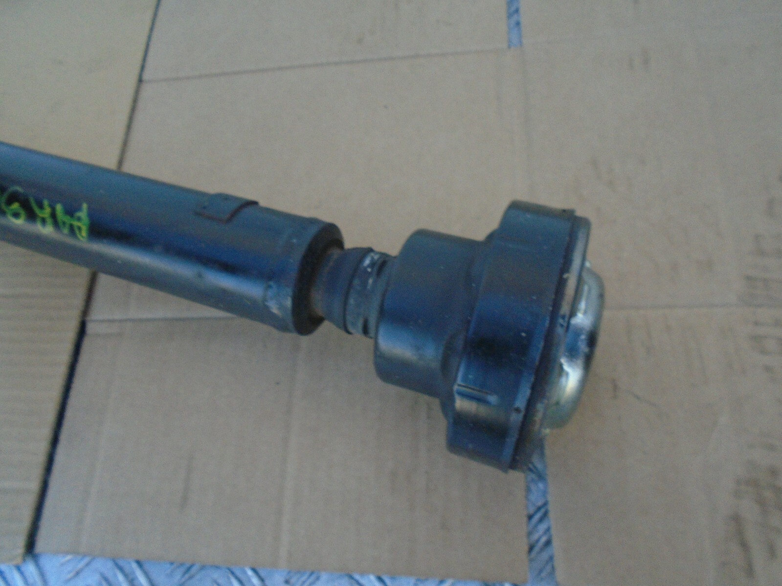 Porsche Cayenne 4.5 V8 VW Touareg Front PROPSHAFT 7L0521101A for sale ...