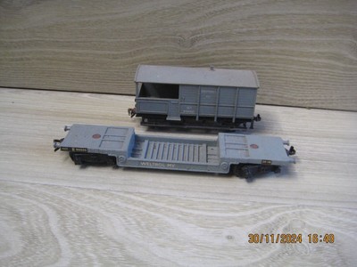 HORNBY DUBLO OO MODEL RAILWAYS LOW WAGON & GUARDS VAN | eBay