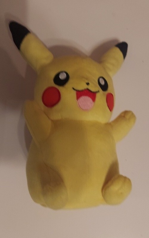 Pokémon Talking Pikachu Plush Stuffed Animal Movable Ears Tomy Toys ...