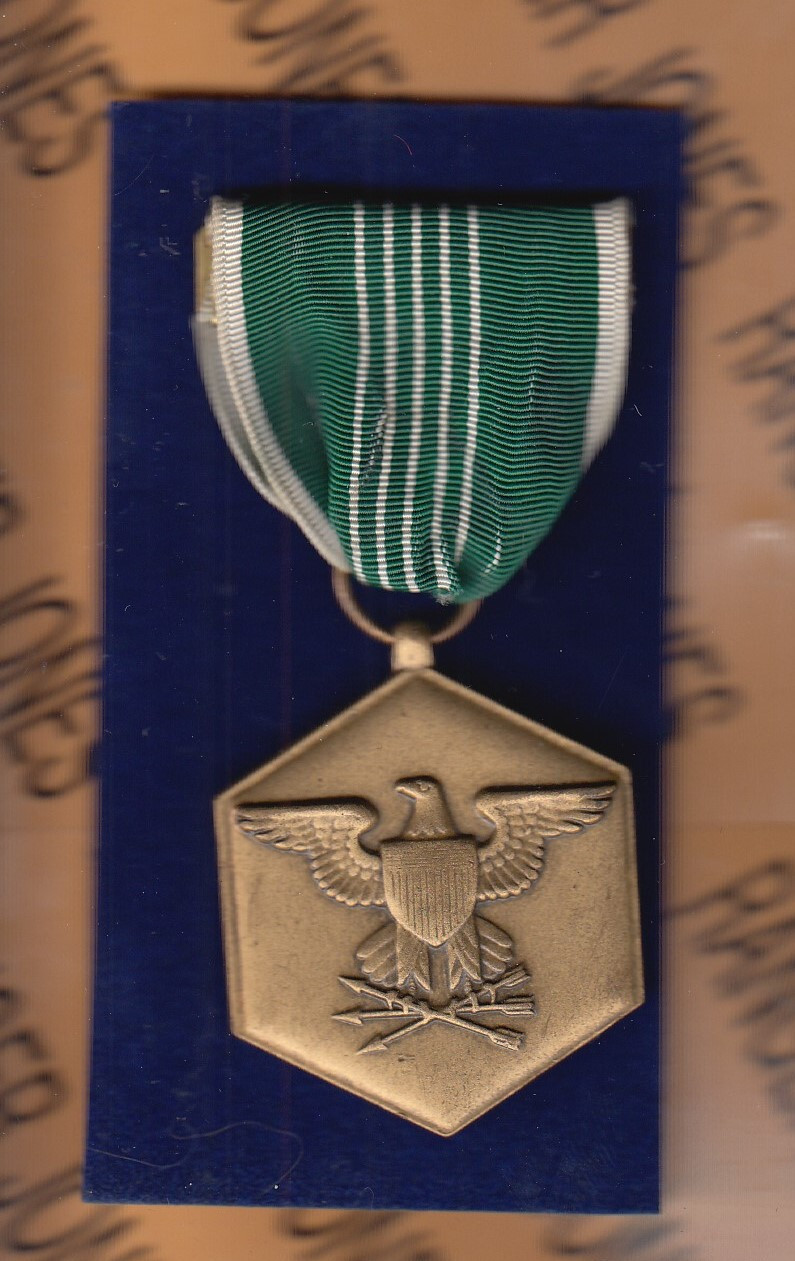US Army Commendation Medal ARCOM Award fullsized medal only pinback B ...