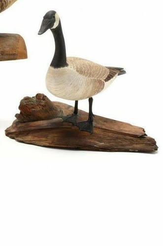 Hand-Carved Painted Wooden Mini Canada Canadian Goose Sculpture Statue ...