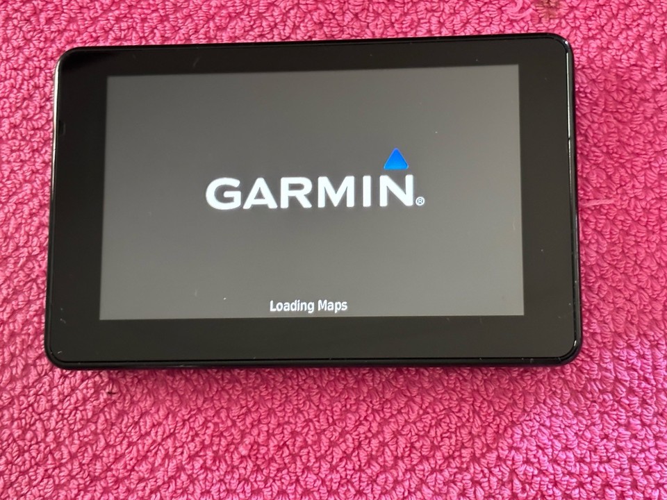 Garmin Nüvi 3590LM Touchscreen GPS Navigation w/Mount, TA20 Cord. Free ...