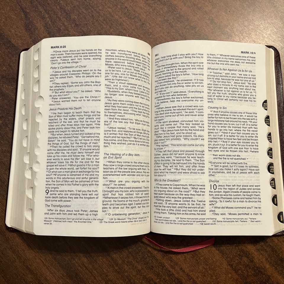 NIV 1984 Textbook Double Column Bible Indexed - Burgundy Bonded Leather ...