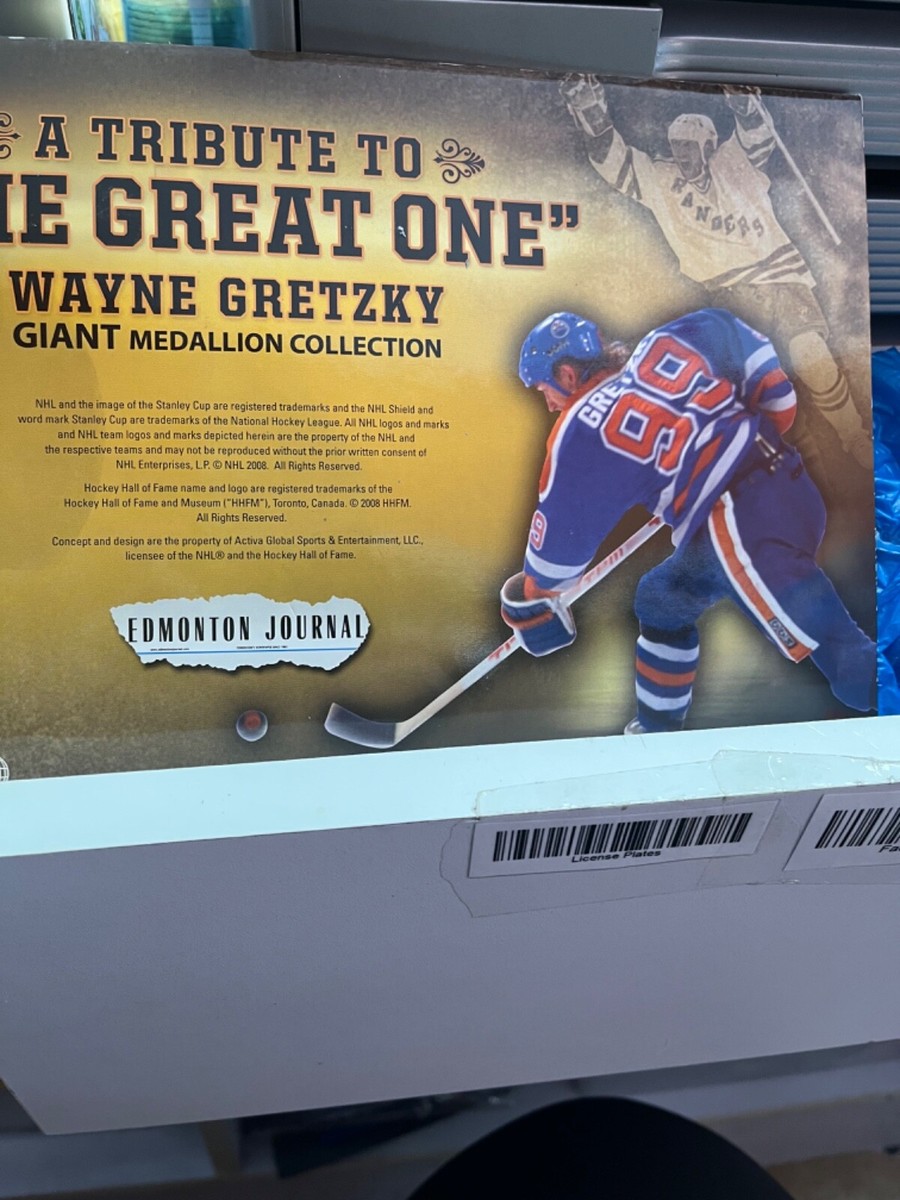 The Great One Wayne Gretzky Figurine