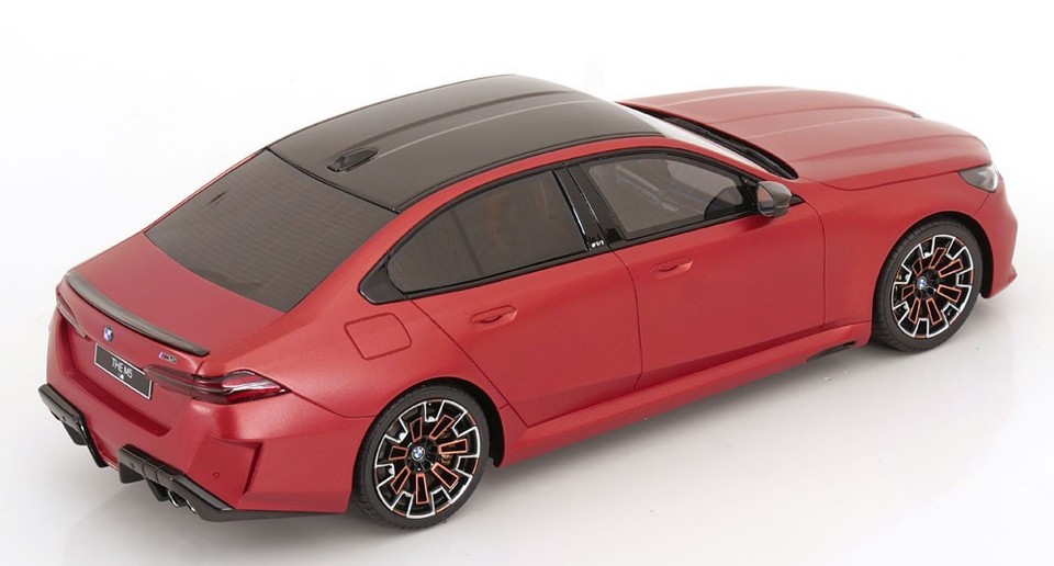 GT Spirit BMW M5 (G90) Saloon 2025 matt red metallic LE1500 1/18 Scale ...
