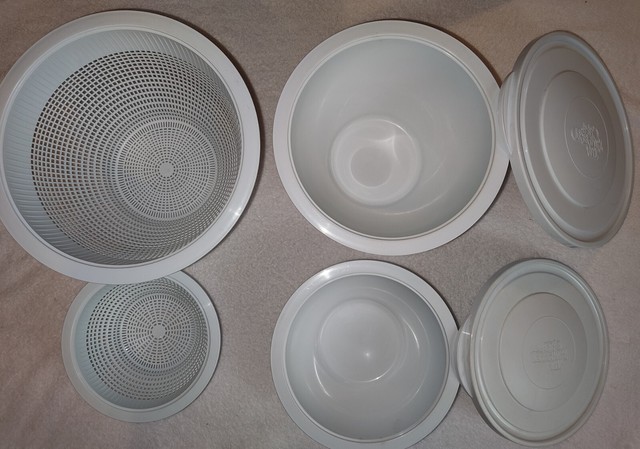 Pampered Chef 4 Piece Nesting Bowl & Colander Set #2795 USA for sale ...