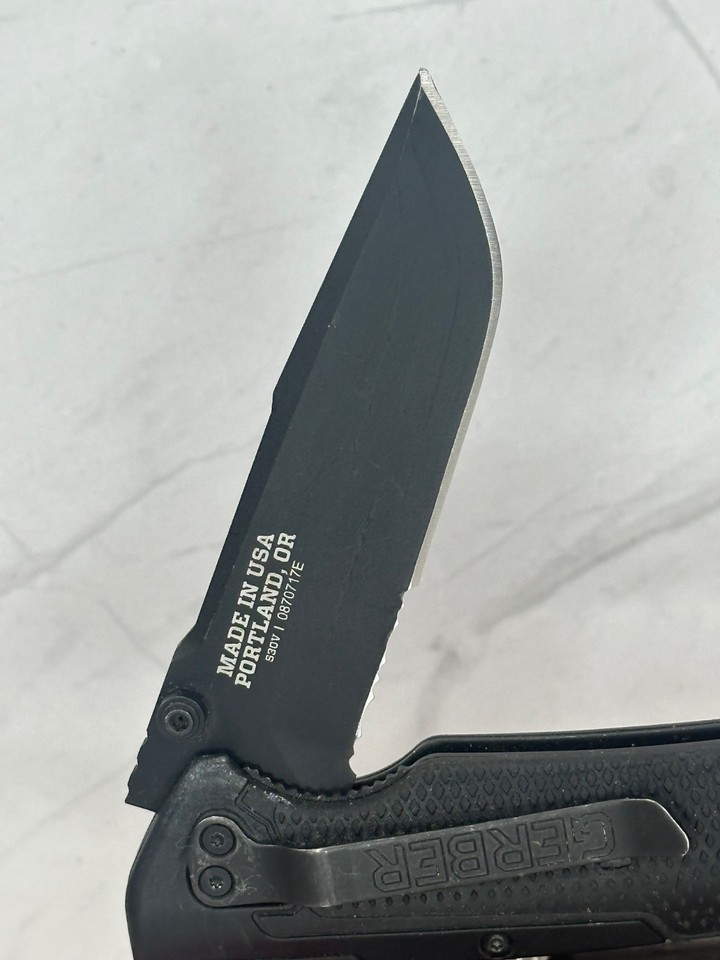 Gerber USA Portland OR Decree Pocket Knife S30V Steel Tanto Blade w ...