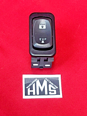 A06-30679-008 OEM FREIGHTLINER WINDOW SWITCH (EXP) Columbia Century ...