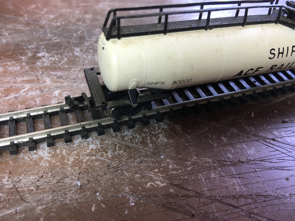 Shippers ACF Rail King Jumbo 1 Dome Tank Car SHPX 30000 N Scale Trains ...