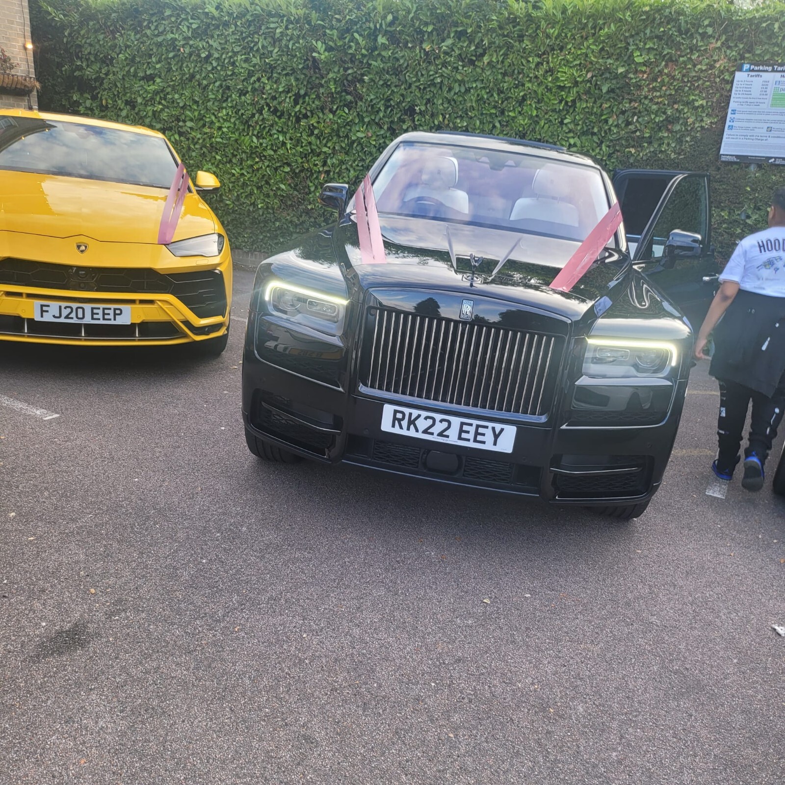 Rolls Royce Cullinan, Lamborghini urus, ferrari, Bentley Wedding Car ...