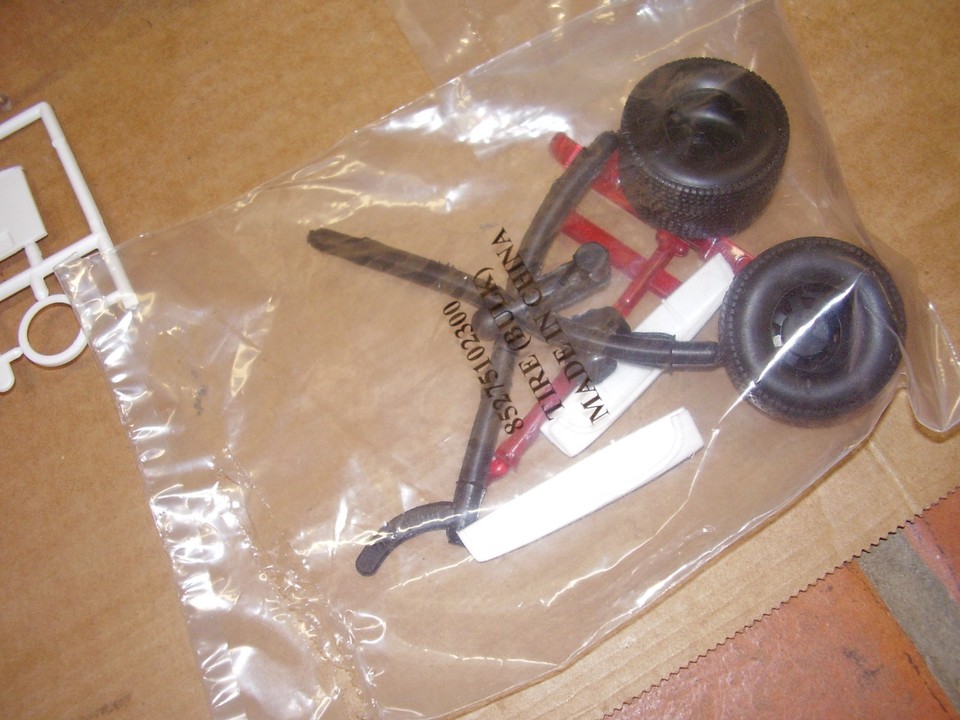 Revell Matt & Debbie Hay's Pro Street Thunderbird 2014 READ DESC | eBay