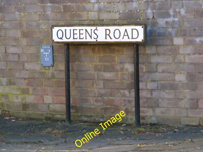 Photo 12x8 Queens Road sign Harpenden On Queens Road at the junction ...