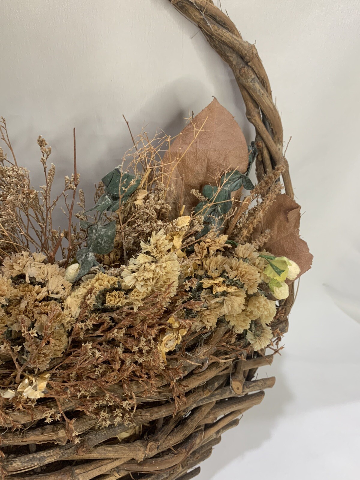 Vintage Decorative Grapevine Wall Hanging Basket Dried Florals 15” Flat ...