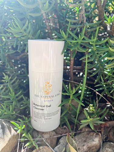 Botanical Gel Cleanser (100ml) | eBay