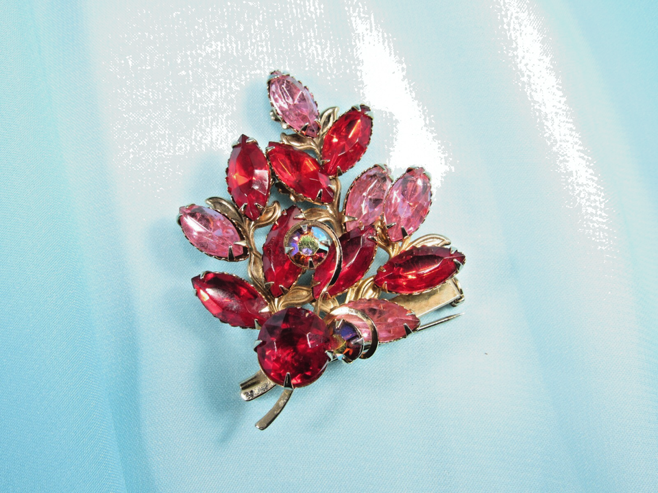 Vintage Red and Pink Rhinstone Brooch. Unsigned | eBay