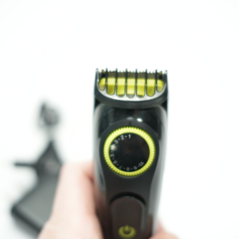 Braun 5516 Professional Precision Wheel Cordless Rechargeable Beard ...