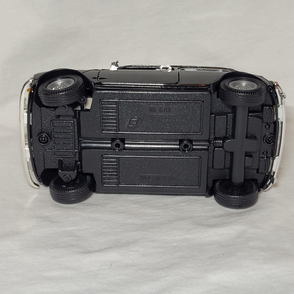 Sunnyside/Superior Mini Cooper 1:24 Diecast Car Black #SS6701 | eBay