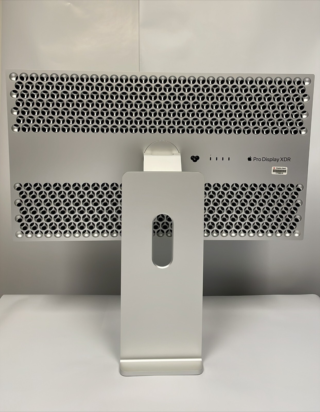 Apple 32" Pro Display XDR 16:9 Retina 6K HDR IPS Display, MWPE2LL/A ...